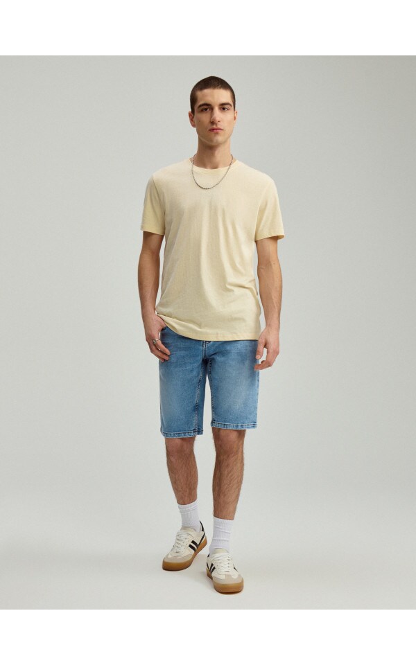 Pantalón corto vaquero con agujeros desgastados Color azul - HOUSE ...