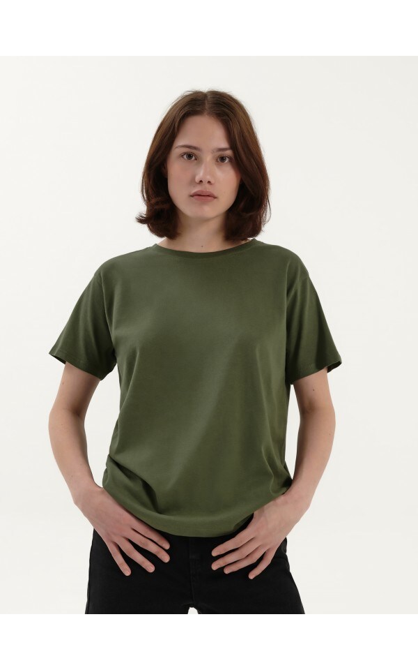 Široka majica Basic zelena boja pepaljasto zelena - HOUSE - 0458Q-97X